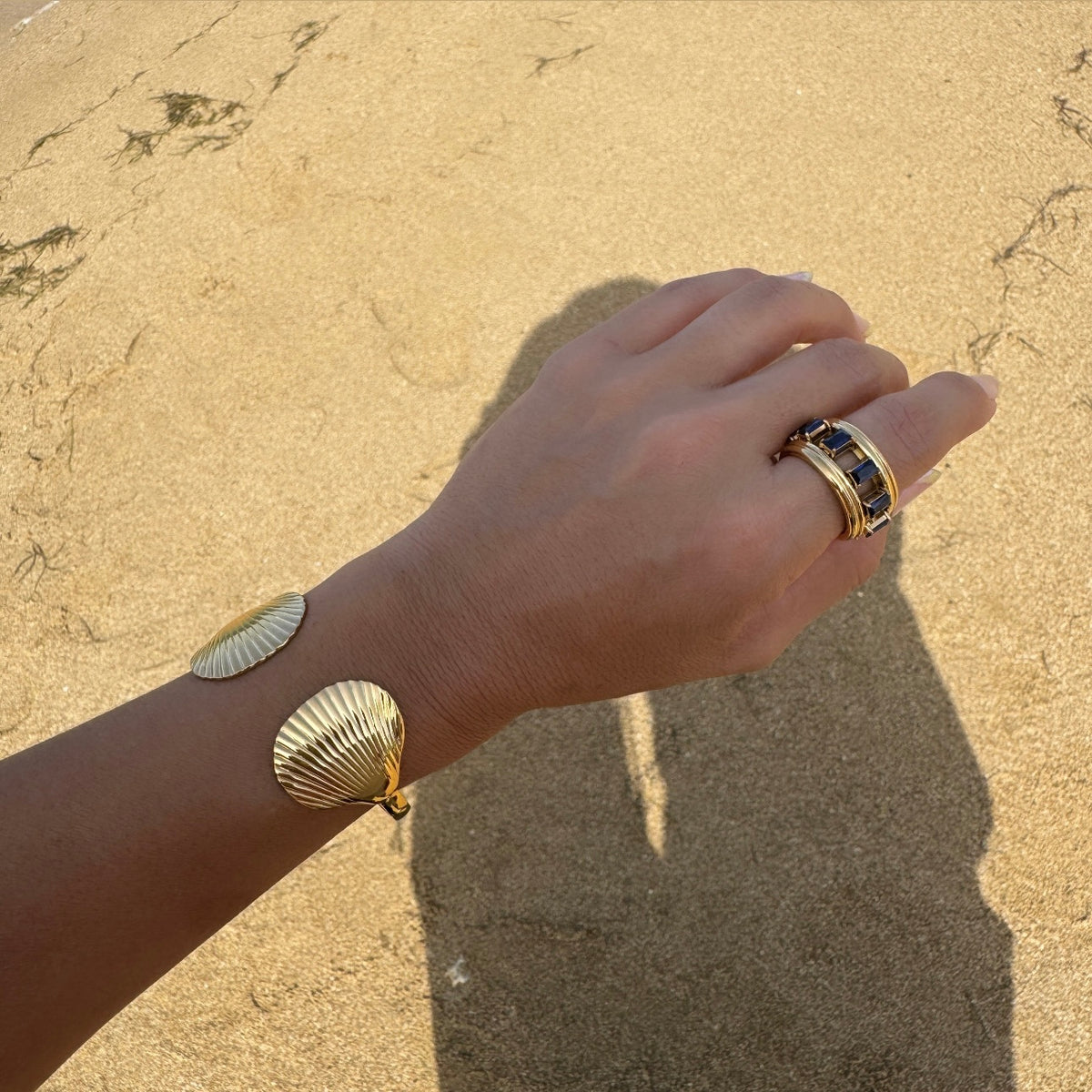 Conchas Bangle Cuff – Keep Glam