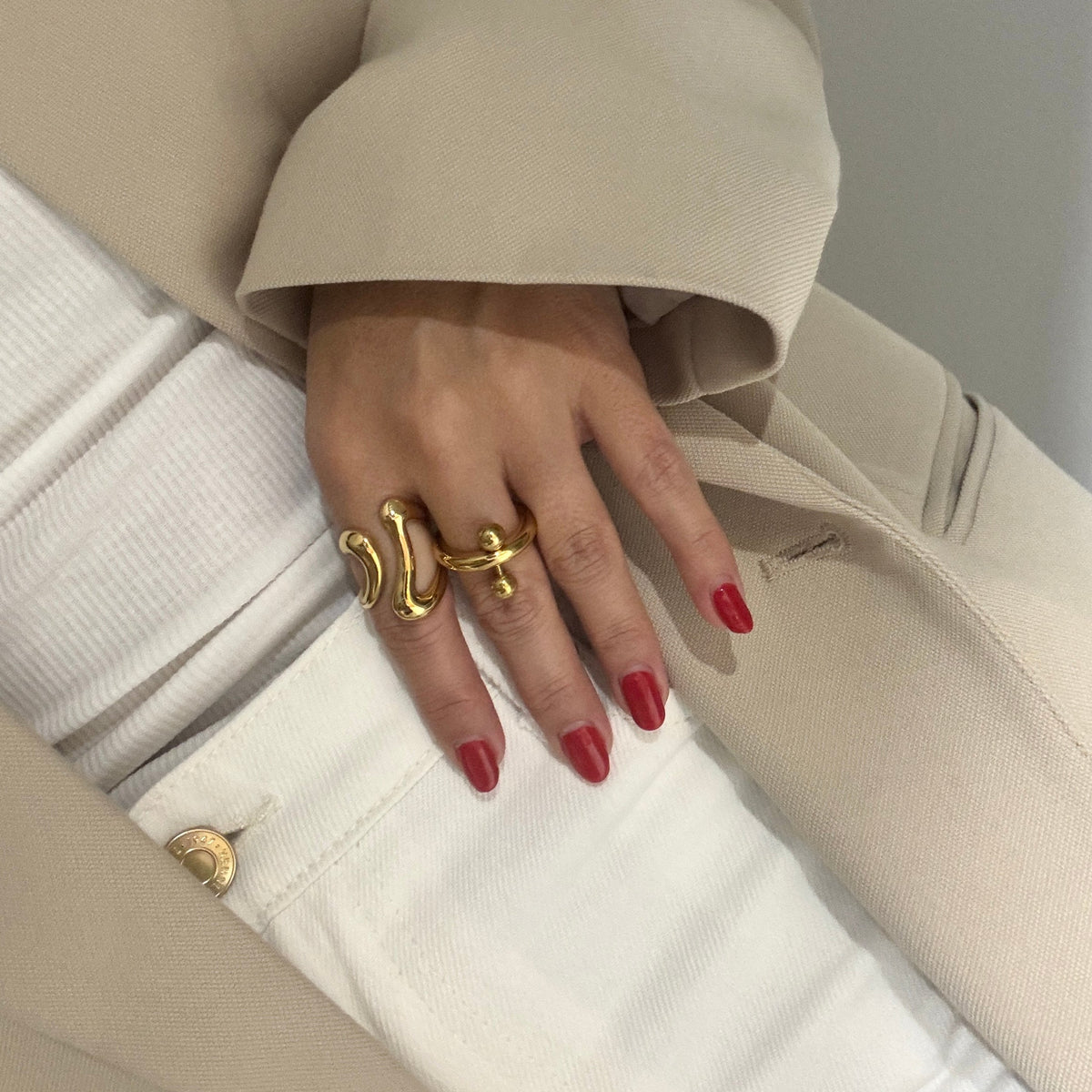 Domino Ring – Keep Glam
